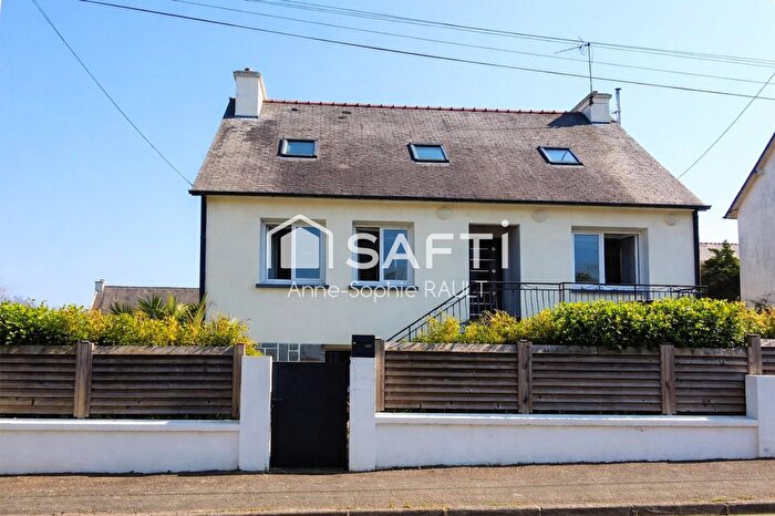 Maison à vendre - Saint-Brieuc, Ville Hellio, Tour dAuvergne, Ville Jouha - 8 pièces - 4 chambres