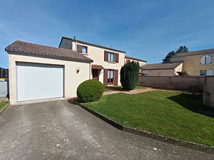 Maison à vendre - Varennes-sur-Allier - 5 pièces - 3 chambres