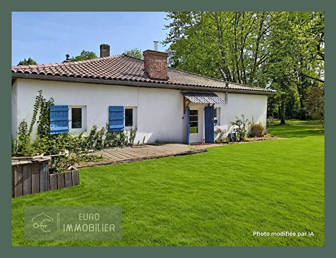 Maison 8 pièces à Ygos-Saint-Saturnin, à vendre