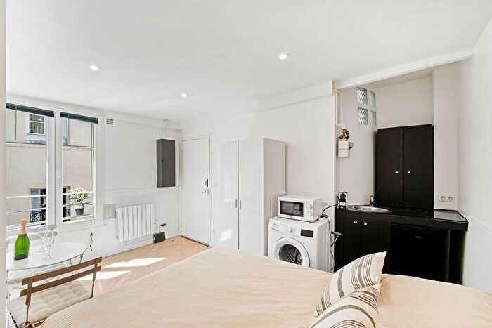 Montmartre, Paris 18ème arrondissement - Appartement 1 pièce à louer