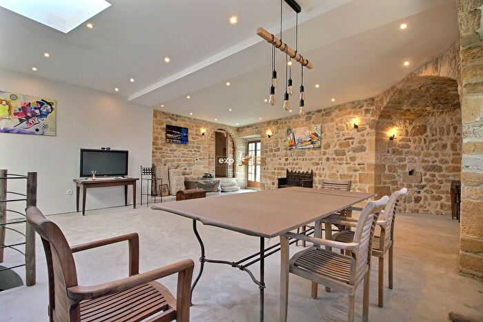 Alleins : Maison 5 pièces à vendre