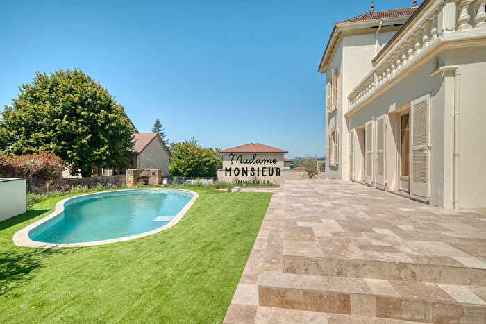 Bourgoin-Jallieu, Champfleuri et sa ceinture verte - Maison 6 pièces à vendre