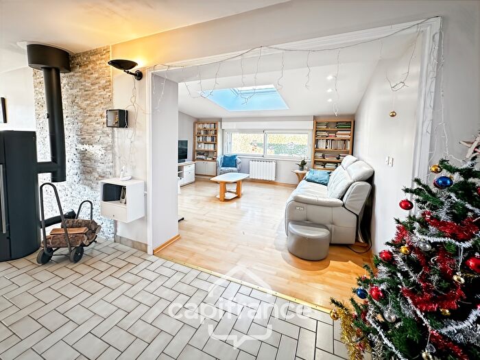 Maison à vendre - Parigné-le-Pôlin - 5 pièces - 3 chambres