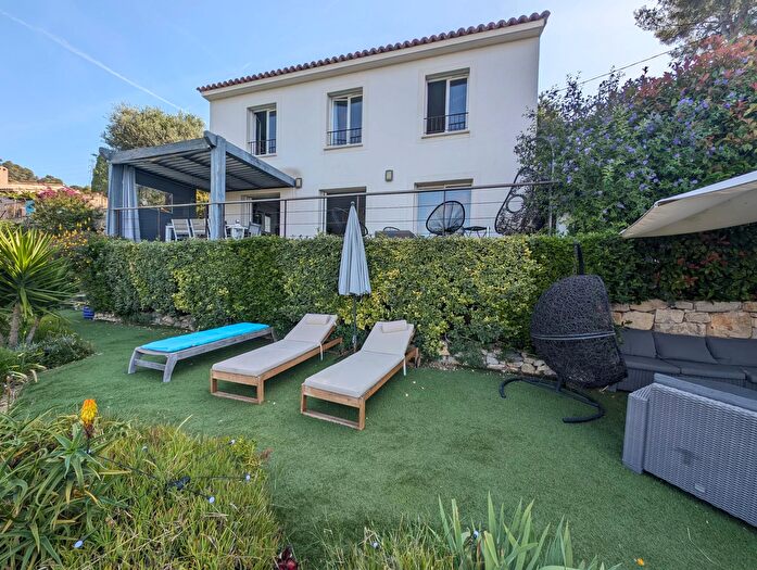 Tourrette-Levens : Maison 4 pièces à vendre