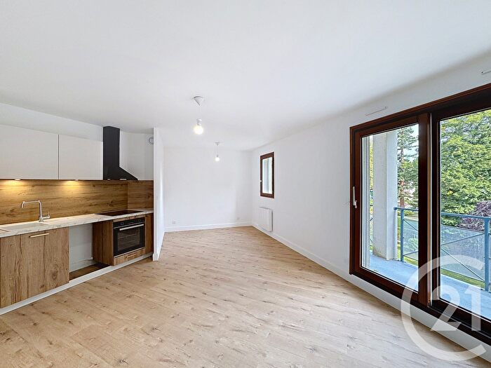 Appartement à louer - Romorantin-Lanthenay, Centre-ville - 1 pièce