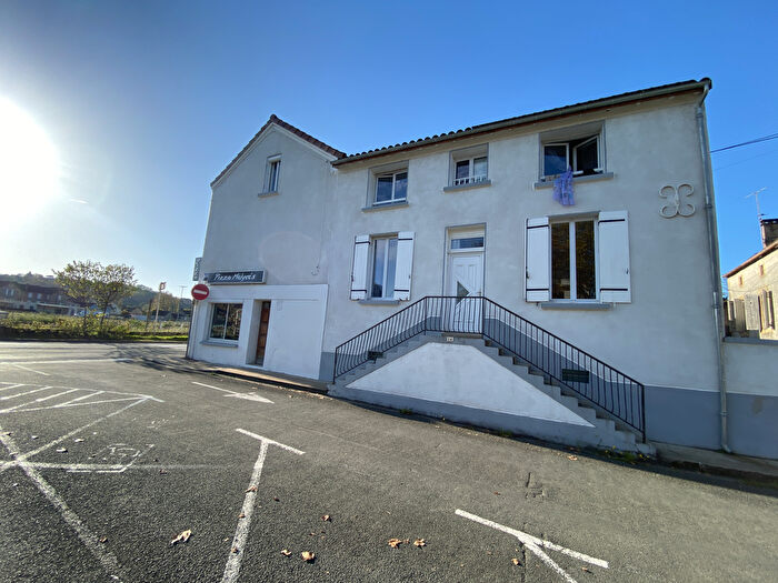 Maison à vendre - Le Buisson-de-Cadouin - 9 pièces - 5 chambres