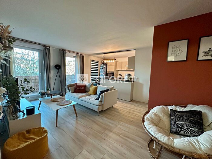 Appartement à vendre - Sainte-Geneviève-des-Bois, Les Aunettes - 2 pièces - 1 chambre