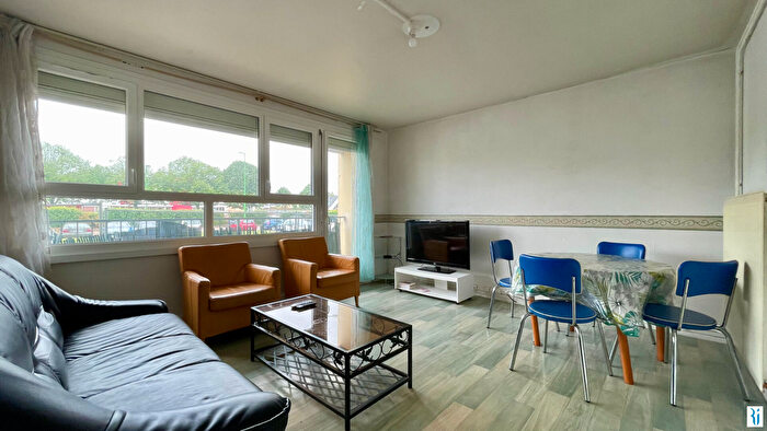 Appartement 4 pièces à Saint-Étienne-du-Rouvray, Houssière, Hartmann, à vendre