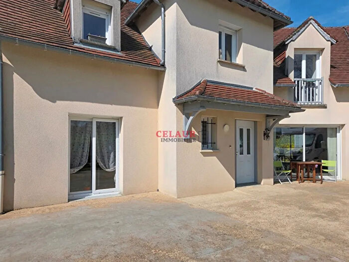 Maison à vendre - Lubersac - 9 pièces - 6 chambres