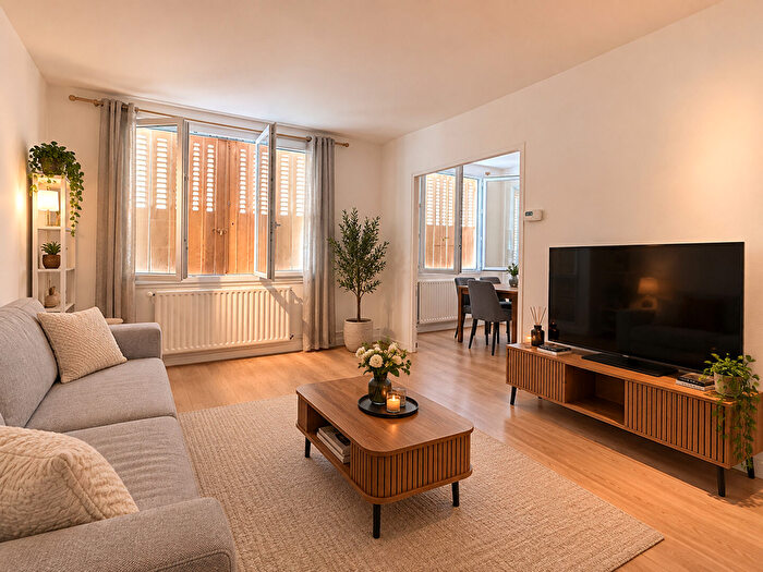 Bourges, Aéroport, Vauvert, Pierrelay, Pissevieille : Appartement 3 pièces à vendre