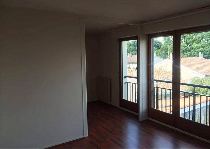 Appartement à louer - Bordeaux - 2 pièces - 1 chambre