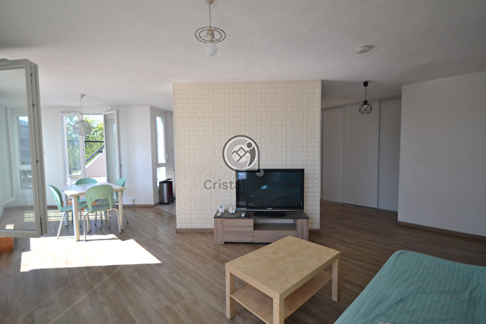 Saint-Martin-dHères, Centre-ville : Appartement 4 pièces à vendre