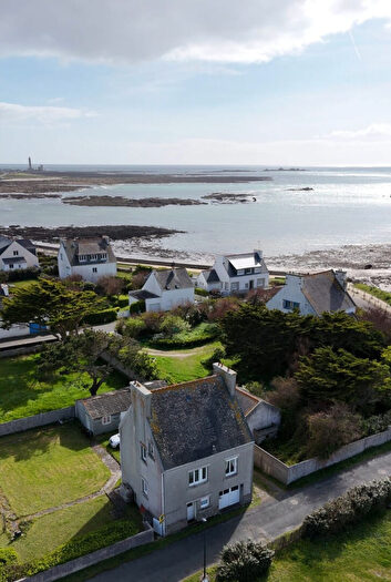 Maison à vendre - Penmarch - 7 pièces - 5 chambres