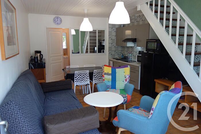 Maison à louer - Vittel - 3 pièces - 2 chambres