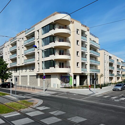 Appartement à louer - Strasbourg, Poteries, Clos des Ecrivains - 5 pièces - 4 chambres