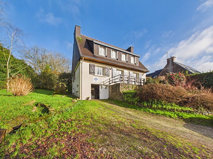 Maison à vendre - Landrévarzec - 6 pièces - 4 chambres