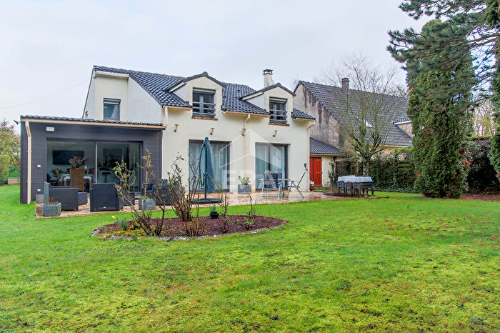 Maison à vendre - Les Alluets-le-Roi - 8 pièces - 4 chambres