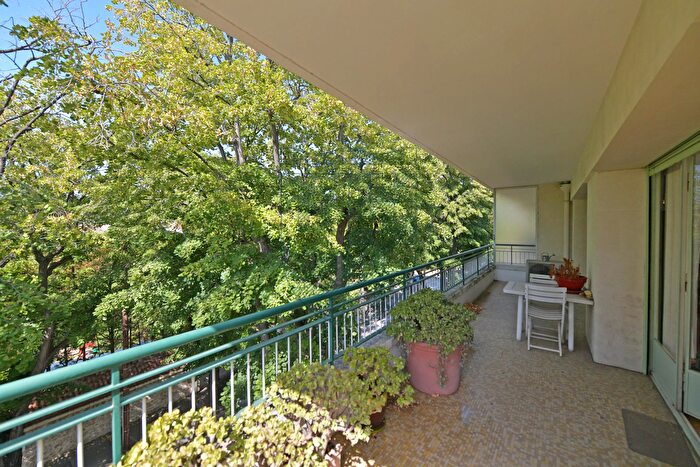 Appartement à vendre - Marseille e , Saint-Barnabé - 4 pièces - 3 chambres