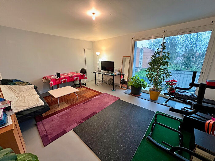 Appartement à vendre - Villeneuve-sur-Lot, Saint-Etienne - 3 pièces - 2 chambres