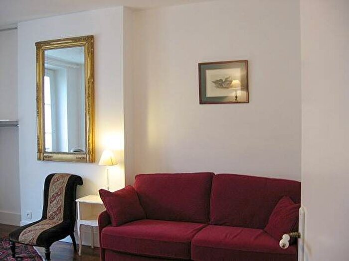 Appartement à louer - Violet Commerce, Paris ème arrondissement - 2 pièces - 1 chambre