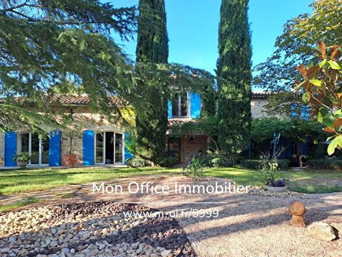 Maison 10 pièces à vendre à Jouques