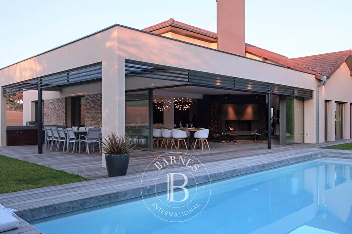 Maison à vendre - Lyon e  - 7 pièces - 5 chambres