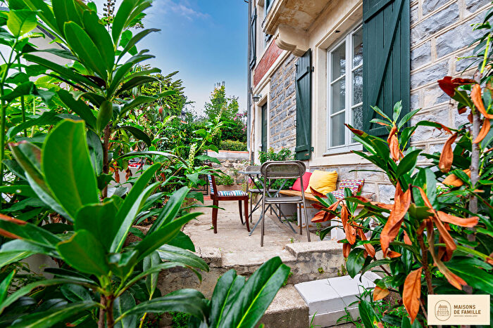 Appartement 4 pièces à vendre - Biarritz, Saint-Charles, Phare, Larochefoucauld