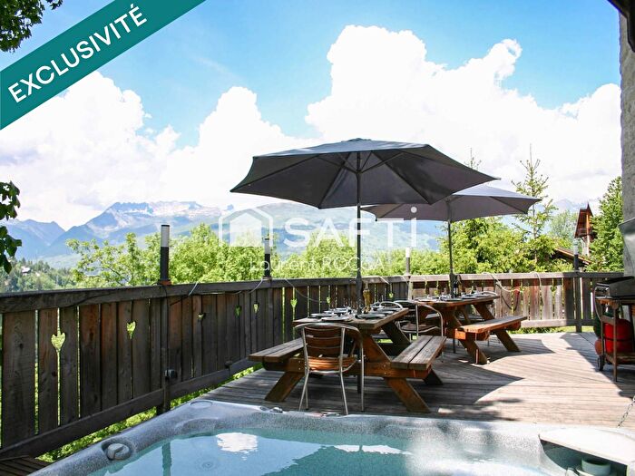 Appartement 8 pièces à vendre à Peisey-Nancroix