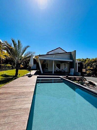 Maison à louer - Baie-Mahault - 4 pièces - 3 chambres