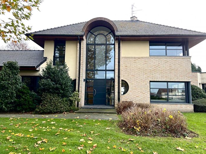 Maison à vendre - Saint-Saulve - 10 pièces - 6 chambres