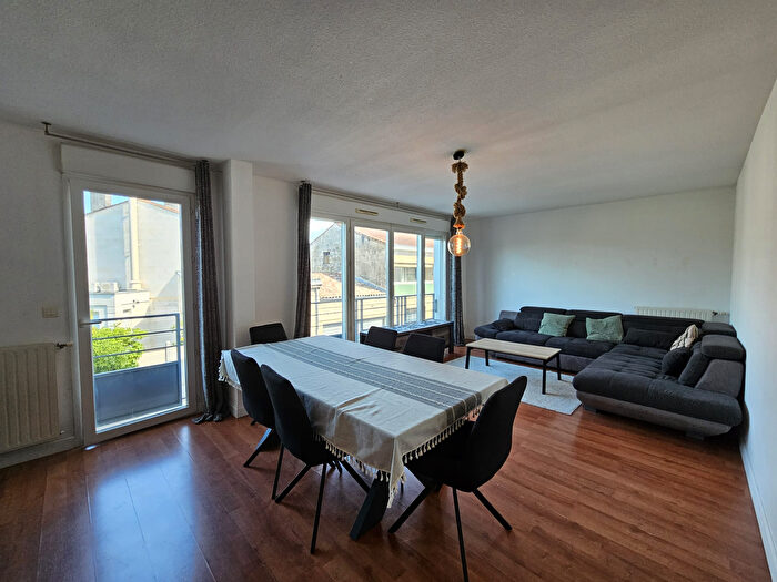 Appartement à louer - Bordeaux, Saint-Genès - 2 pièces - 1 chambre