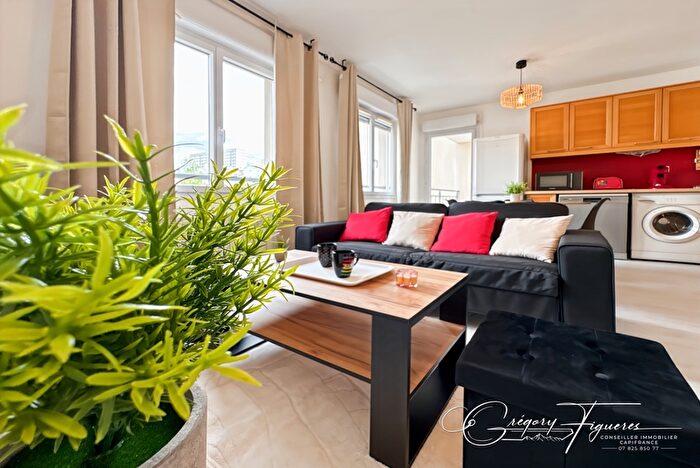 Saint-Étienne, Saint-Roch, Vivaraize, Valbenoite, Centre Deux : Appartement 2 pièces à louer