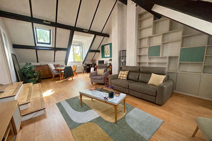 Appartement à vendre - Bry-sur-Marne, Centre-ville, Gare - 5 pièces - 3 chambres