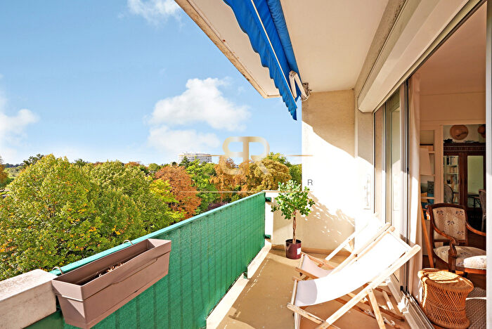 Appartement à vendre - Saint-Cloud, Fouilleuse, Val dOr - 3 pièces - 2 chambres