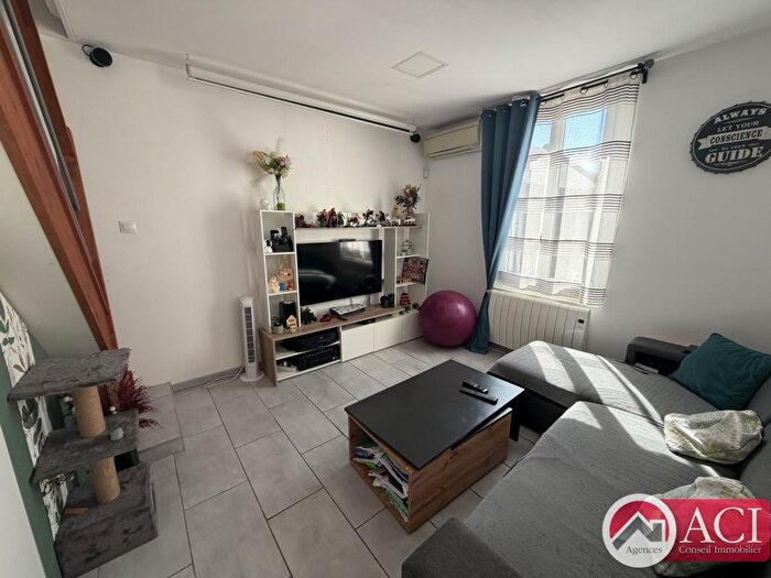 Maisons à vendre et appartements à louer - 3