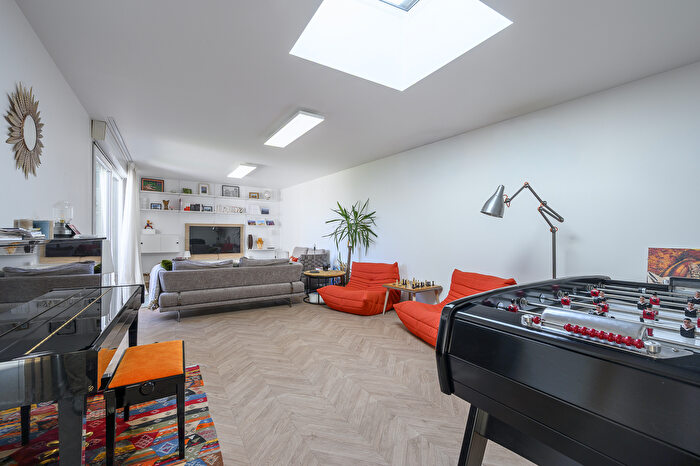 Maison à vendre - Strasbourg, Neuhof - 6 pièces - 4 chambres