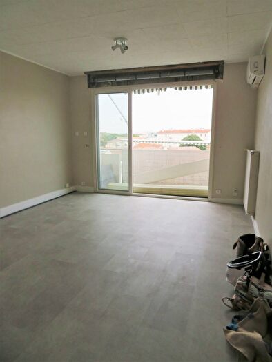 Beaucaire, Nîmes - Appartement 3 pièces à louer