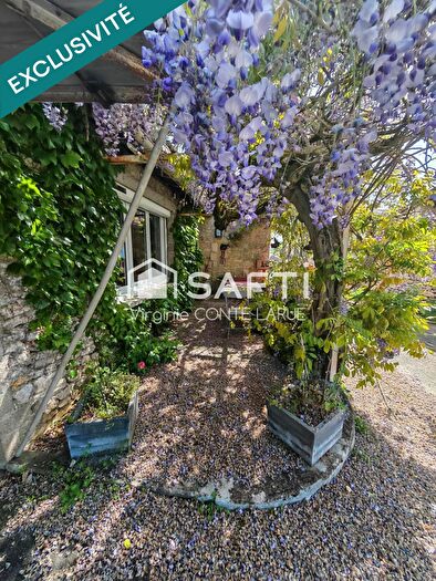Beaulieu-sur-Sonnette : Maison 5 pièces à vendre