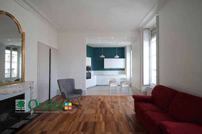 Centre-ville, Victor Hugo, Grenoble - Appartement 3 pièces à louer