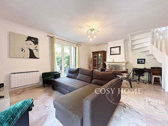 Appartement à louer - Le Plessis-Trévise - 4 pièces - 3 chambres