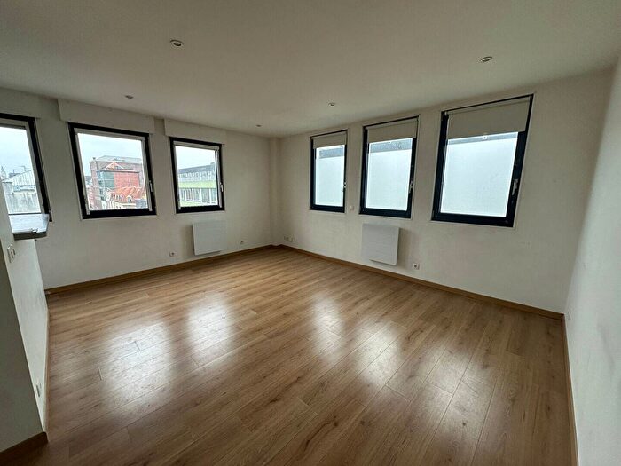 Appartement à louer - Vieux Lille - 3 pièces - 2 chambres