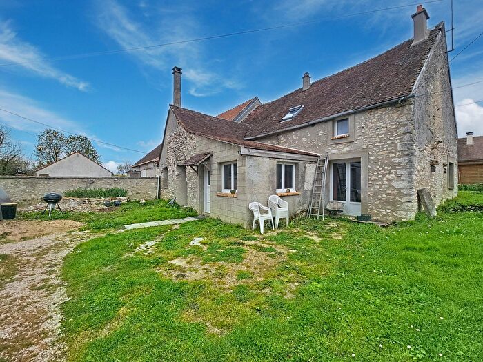 Provins, Centre-ville : Maison 5 pièces à vendre