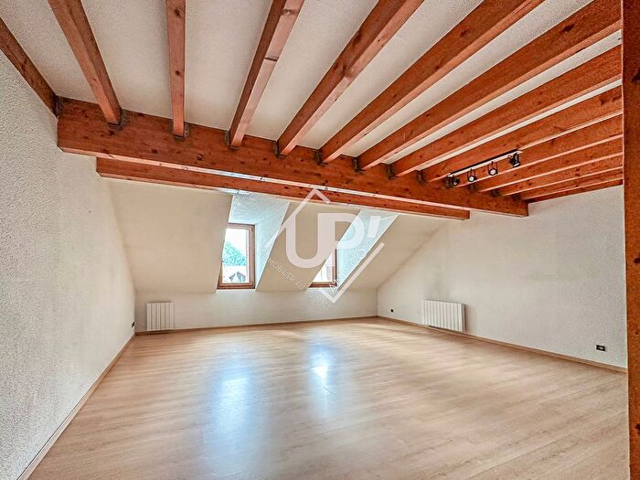 Appartement à vendre - Thônes - 3 pièces - 2 chambres