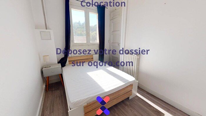 Appartement à louer - Bizillon-Centre Deux, Saint-Étienne - 6 pièces - 5 chambres