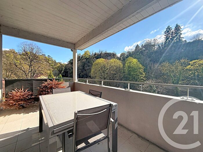 Appartement à vendre - Crémieu - 4 pièces - 3 chambres