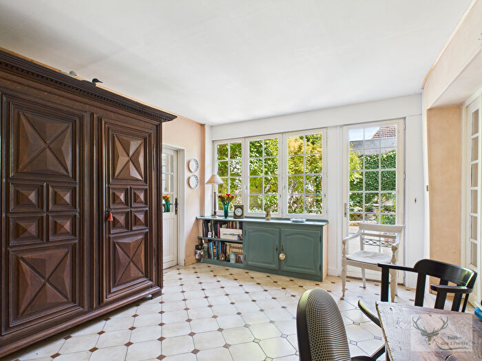 Maison à vendre - Mont-lévêque - 5 pièces - 3 chambres