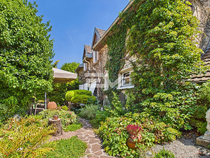 Vézilly : Maison 8 pièces à vendre