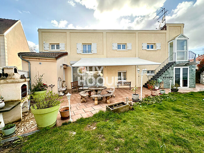 Maison 9 pièces à vendre à Mitry-Mory, Champs