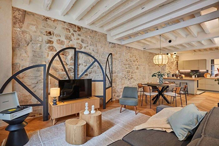 Appartement à louer - Les Halles, Paris er arrondissement - 3 pièces - 3 chambres