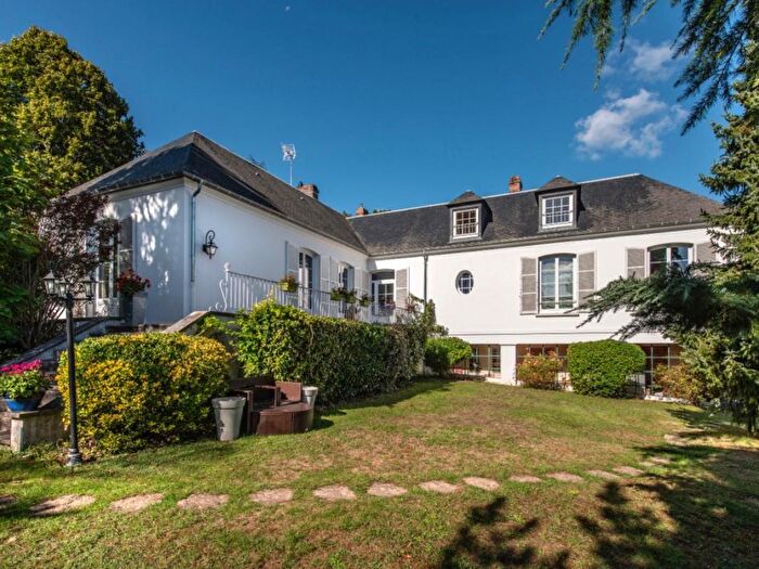 Maison à vendre - Saint-Pierre-lès-Nemours - 9 pièces - 7 chambres